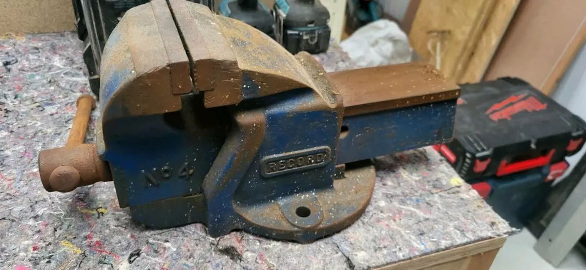 Record vice for sale in Co. Cork for €0 on DoneDeal