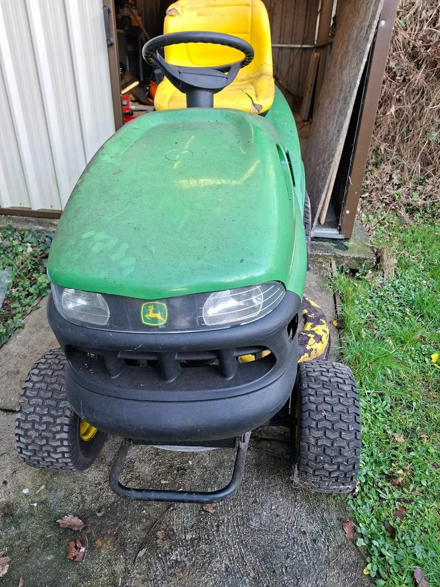 John Deere Ride on Lawnmower for sale in Co. Mayo for €350 on DoneDeal