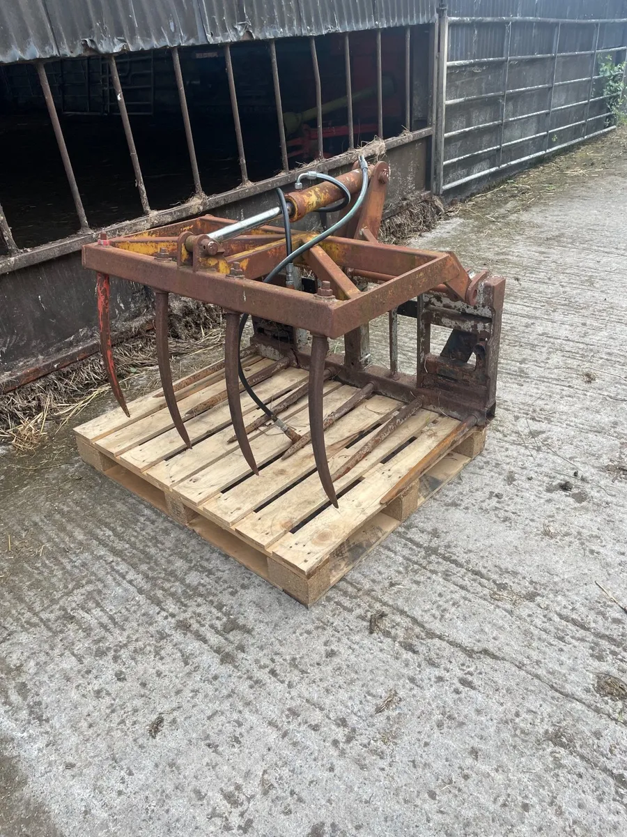 Silage grab for sale in Waterford for €400 on DoneDeal