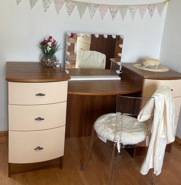 High table | 1,147 All Sections Ads For Sale in Ireland | DoneDeal