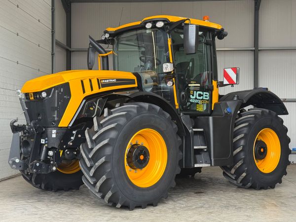 JCB 3CX backhoe loader Tractors Ads For Sale in Ireland | DoneDeal